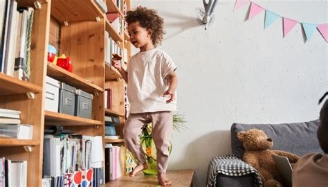 Smile And Pose Make Your Shelves Worthy Of A Selfie Karvonens