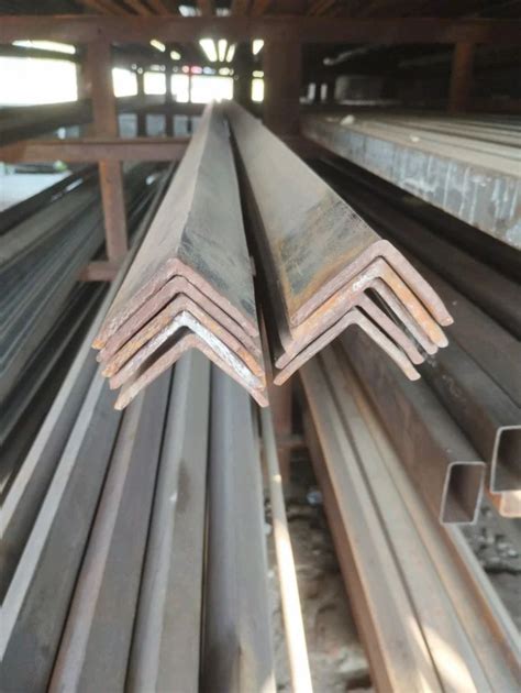 Iron Angle In Raigad लोहे का एंगल रायगढ़ Maharashtra Iron Angle Angle Iron Price In Raigad