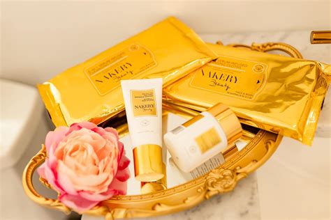 Liz Folce Nakery Beauty