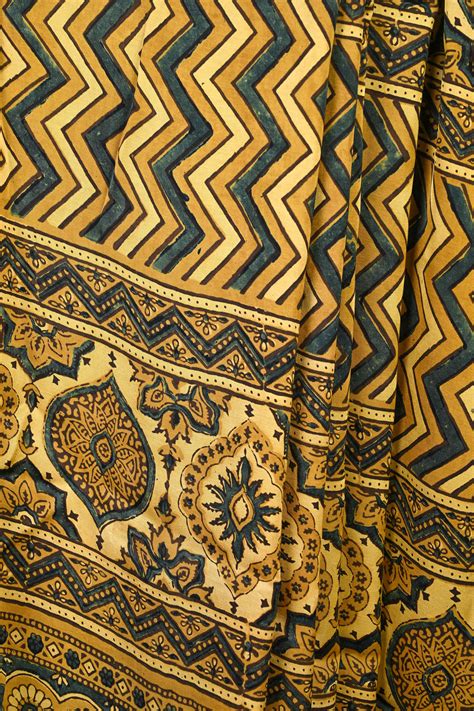 Mustard Weed Pattushastra Boutique