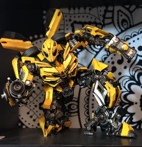 Perfect Bumblebee Pose Rtransformers