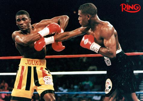 Ring Super Featherweight World Champ Floyd Mayweather Shoots A Right