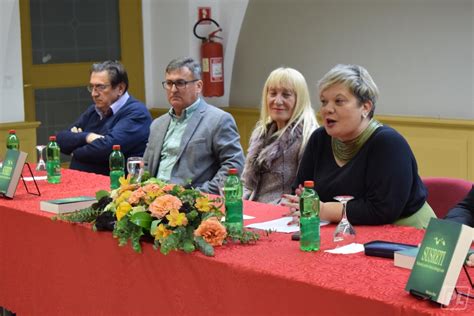 Promocija Knjige Dr Marijane BraŠ Susreti Koji Oblikuju život Grad Pakrac