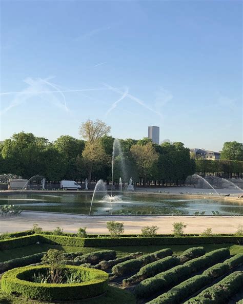 Paris Les 10 Spots De Delphine Plisson Fondatrice De La Maison Plis