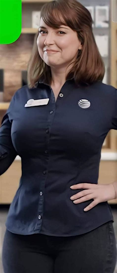 Milana Vayntrub Rcelebswithbigtits