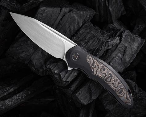 Anton Tkachenko Designs Limited Edition Makani For We Knife Co