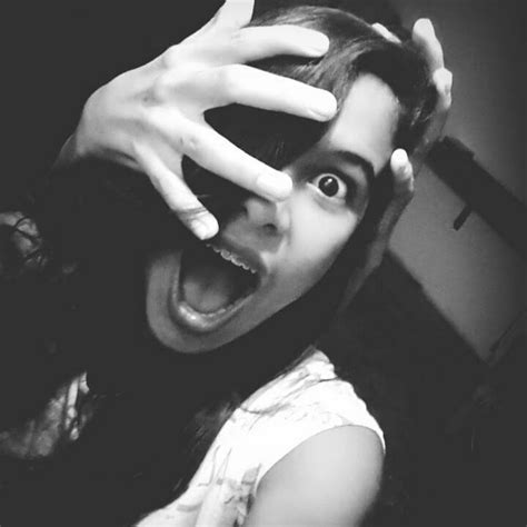 Michelle Castañeda Youtube