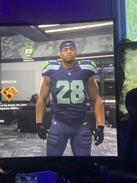 Johnathan Takeout R Madden