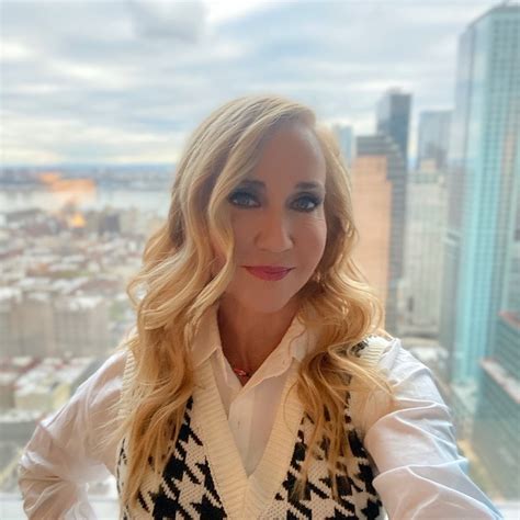 Suzanne Fleet Youtube