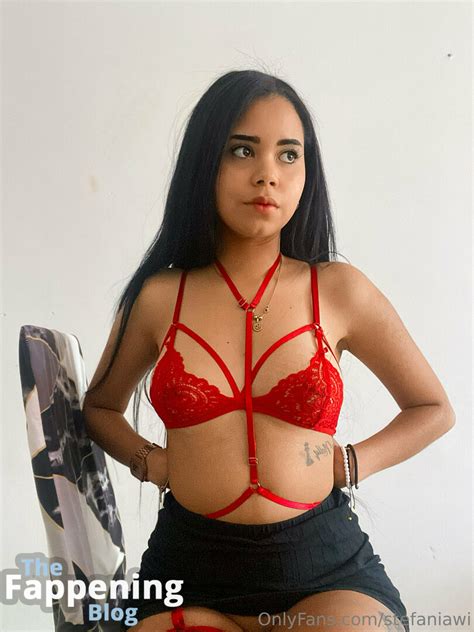 Stefaniaqos Nude Leaks Photo 28 Thefappening