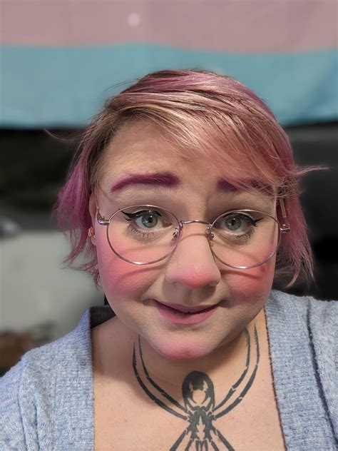 Loving The Selfie Life R Transadorable