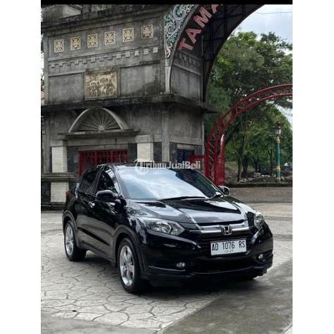 Mobil Honda Hrdiv 2017 Hitam Serken Aman Siap Pakai Di Solo Tribun Jualbeli