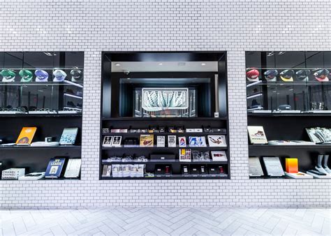 Snarkitecture Suspends 700 Air Jordan Replicas In Kiths Brooklyn Store