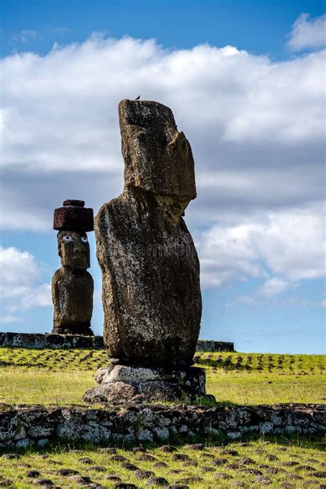 Pair Of Moai Statues Stock Image Image Of Easter Landscape 285553001