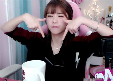 周淑怡西卡周淑怡第7页大山谷图库