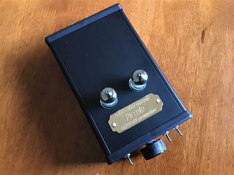 Retro Thermionic “piccolo” 5654w Compact Tube Preamplifier