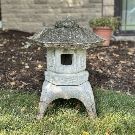 Jandk Estate Sales And Auctions Concrete Pagoda Garden Statue 3 Piece