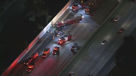 Deadly Crash Closes La Freeway