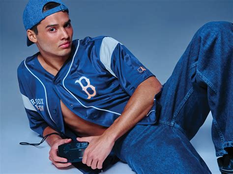 Vman Sea The Vanguard Of Mens Fashion Destinations