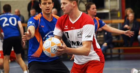 Top Speler Bezemer Vreest Voor Einde Seizoen Na Gebroken Kuitbeen Sport In Zeeland Pzcnl