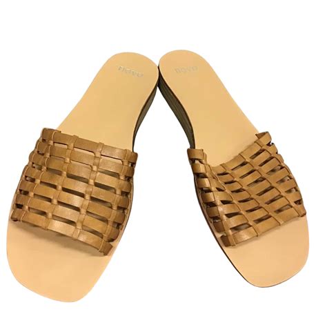 Novo Womens Size 9 Camel Slide Novo Womens Size 9 Camel Slide