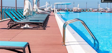 How Many Pools Are In The Grand Princess