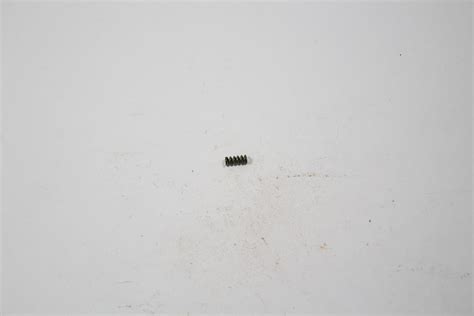 Smith And Wesson Model 3959 9mm Extractor Spring Popperts Gun Parts