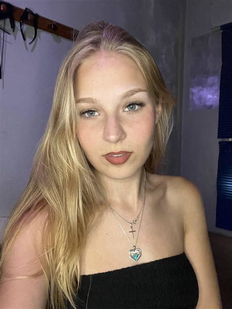 I Want To Be Your Virtual Gf R Eightteen