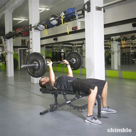 Barbell Bench Press Exercise How To Skimble Workout Trainer