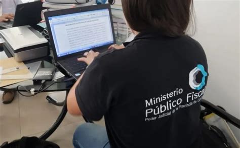 Descubren Red De Fotos Sexuales En WhatsApp Hechos