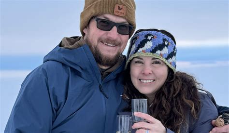 Jennifer Follett And Dylan Fleischers Wedding Website