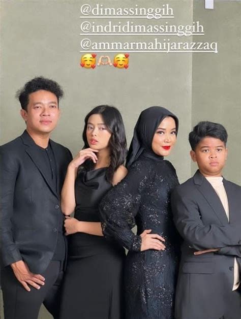 Pin Oleh Venuz Official Di Aqeela Foto Selebriti Selebriti Gaya Elegan