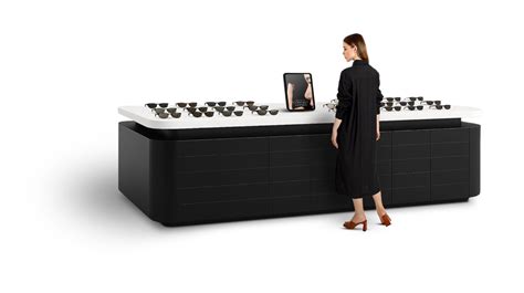 Smart Accessories Locker For Secure Pickup