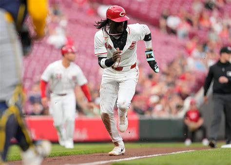 Elly De La Cruz Shows Powerspeed Combo With 450 Foot Hr And Inside The