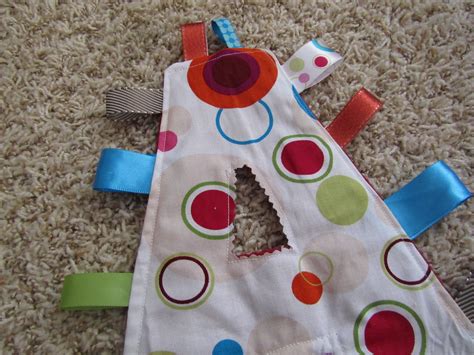 Twelve Crafts Till Christmas Monogram Taggie A New Spin On An Old Standby