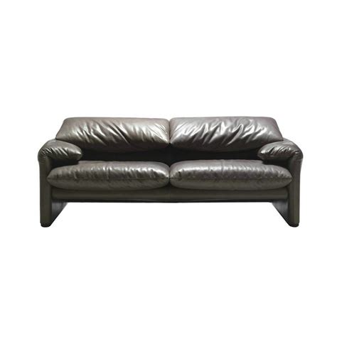Cassina Maralunga Sofa