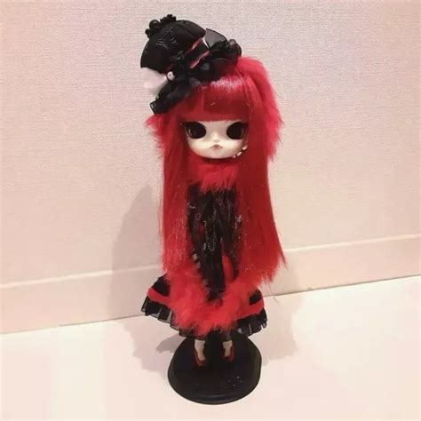Used Pullip Series Beautiful Black Color Dress Up Doll Extremely Rare Japan 049 147 99