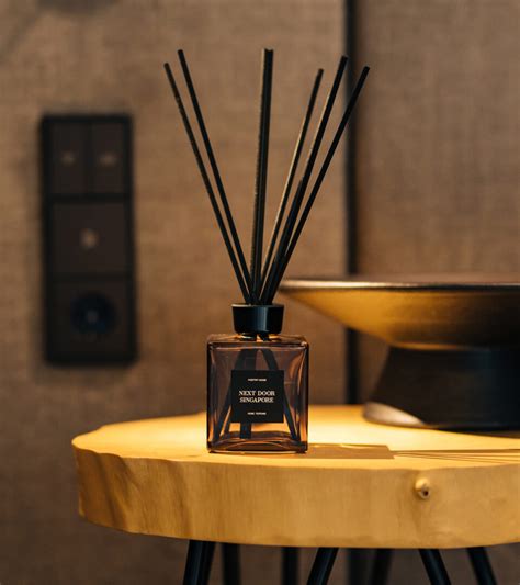 Poetry Home The Official Website Of The Luxury Fragrance Brand Turn