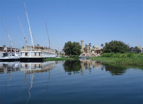 Ideal Sex In Der Wüste Luxor Holidays Amidst The Misery Of The World 砂漠での理想的なセックス 〜 世界の悲惨さの