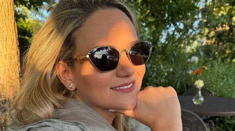 4 Photos Of Jpmorgan Executive Lorna Hajdini Named In Lawsuit Claiming