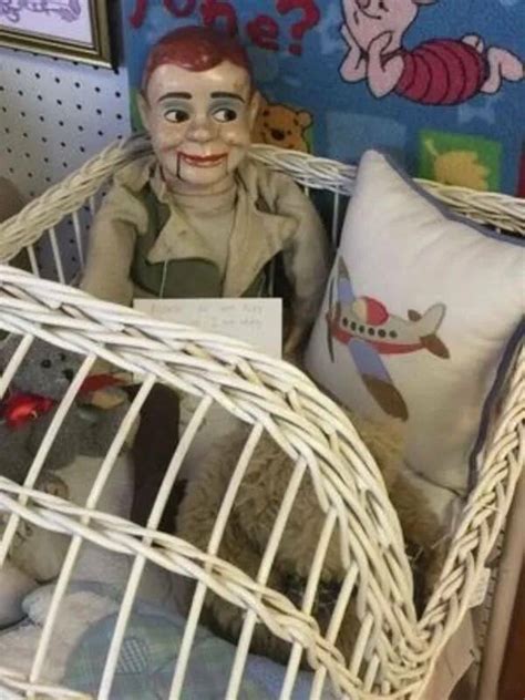 Chilling Snapshots A Collection Of Unnerving Photos 48 Pics