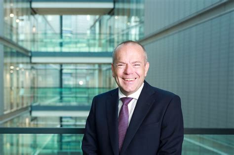 Christopher Woolard Cbe Ey Uk Llp Board Member Partner Financial Services Ernst And Young Llp