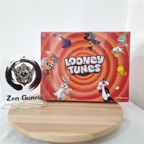 Aerostreet X Looney Toons Bugs Bunny Tasmania Devil Lola Bunny Daffy