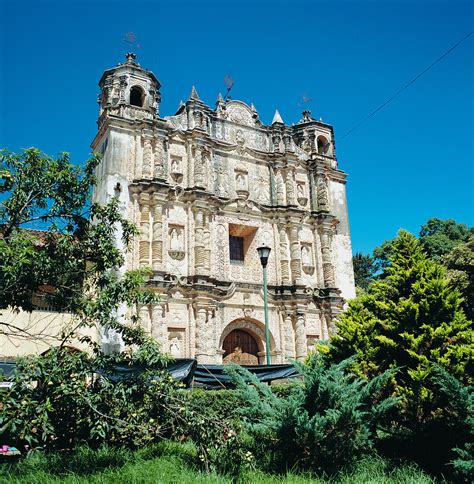 Church Of Santo Domingo San Cristóbal License Image 70192509