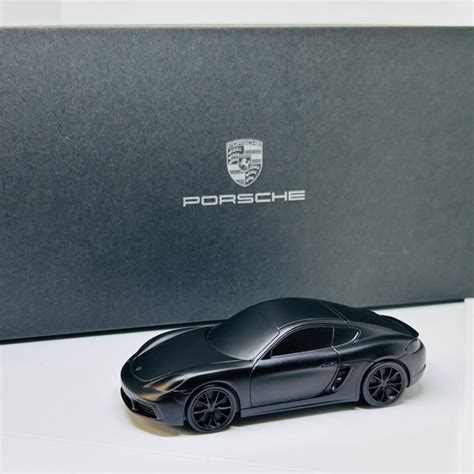 Porsche 718 Cayman S Modèle édition Limitée En Aluminium Massif Échelle 143 Porsche