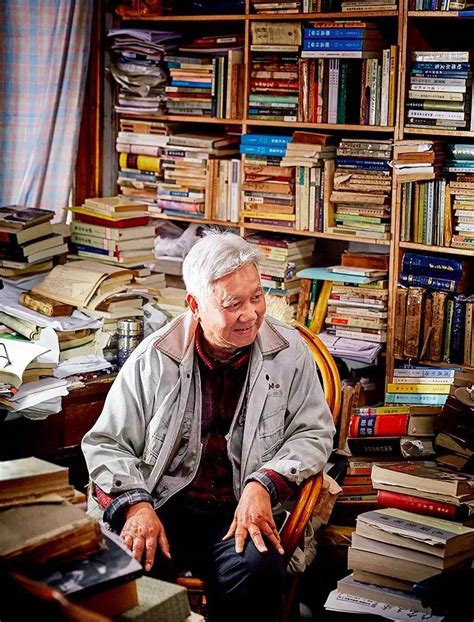 逐虎过涧 On Twitter 朱学勤回忆，曾在上海的一次聚餐中同时邀请了朱永嘉和林立衡。 不说什么相逢一笑泯恩仇的屁话，只是想这白发苍苍的二位坐在一起该是什么样的场景呢？如果没有林彪集团