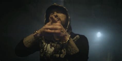 Symbiotes Take Over In Eminems Venom Music Video Cbr