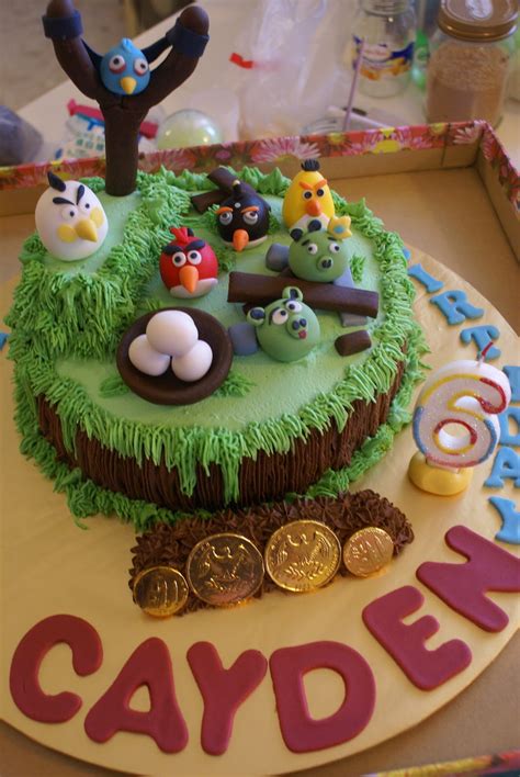 Lings Passion Angry Bird Cake 1