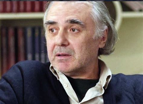 Ani Ílkov Revista Imán