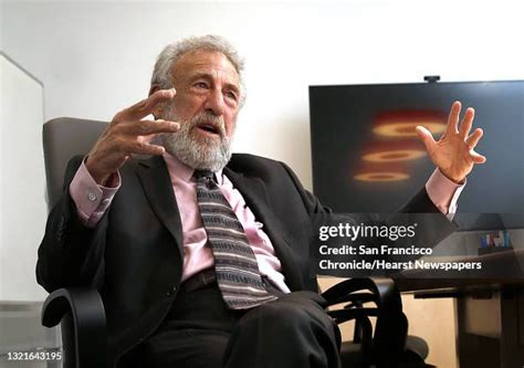 Digital Wearhouse Photos And Premium High Res Pictures Getty Images